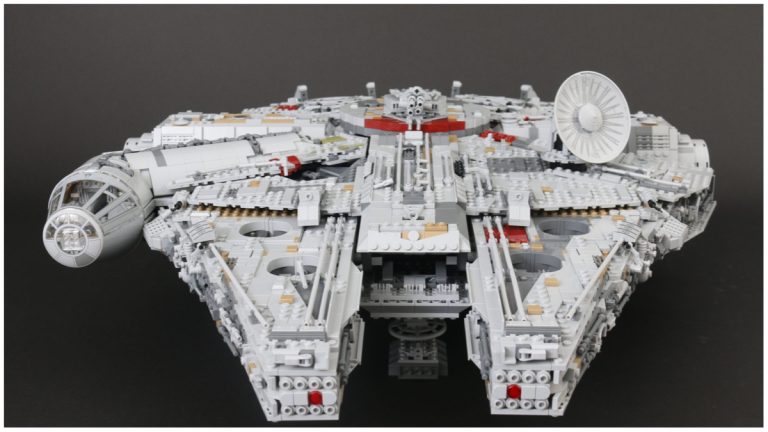 Massive 20% off LEGO Star Wars 75192 Millennium Falcon