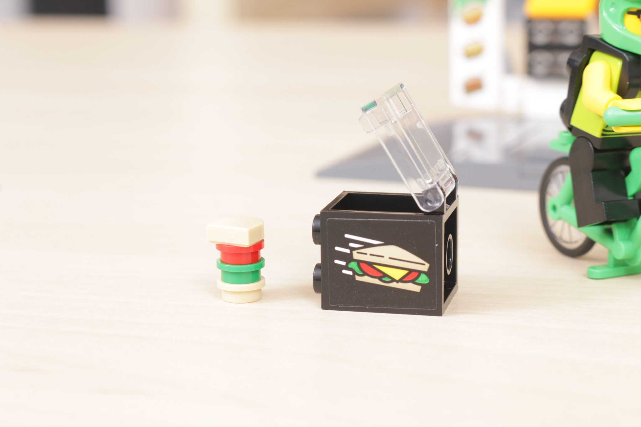 LEGO CITY 40578 Sandwich Shop gift-with-purchase review