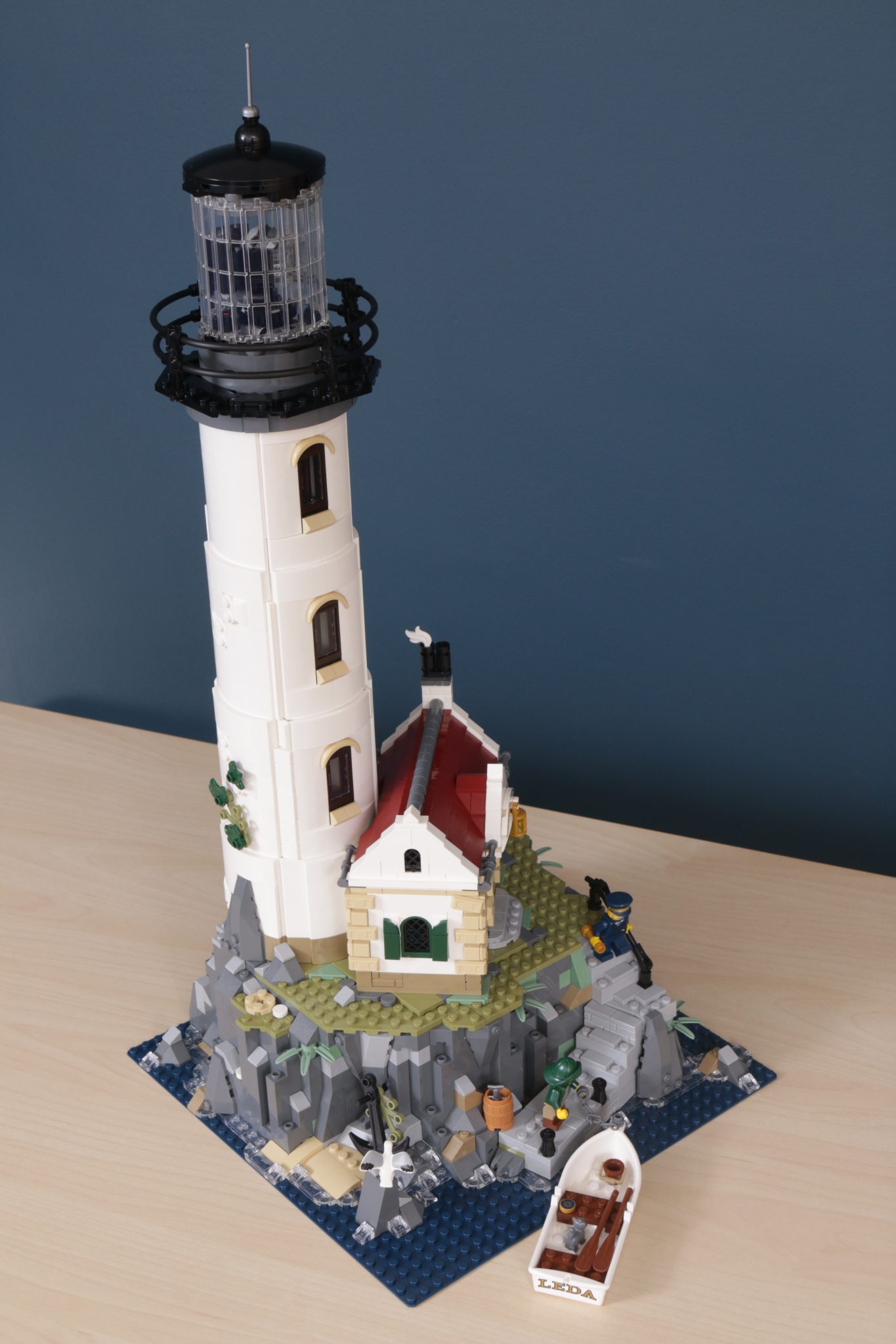 LEGO Ideas 21335 Motorised Lighthouse review and gallery