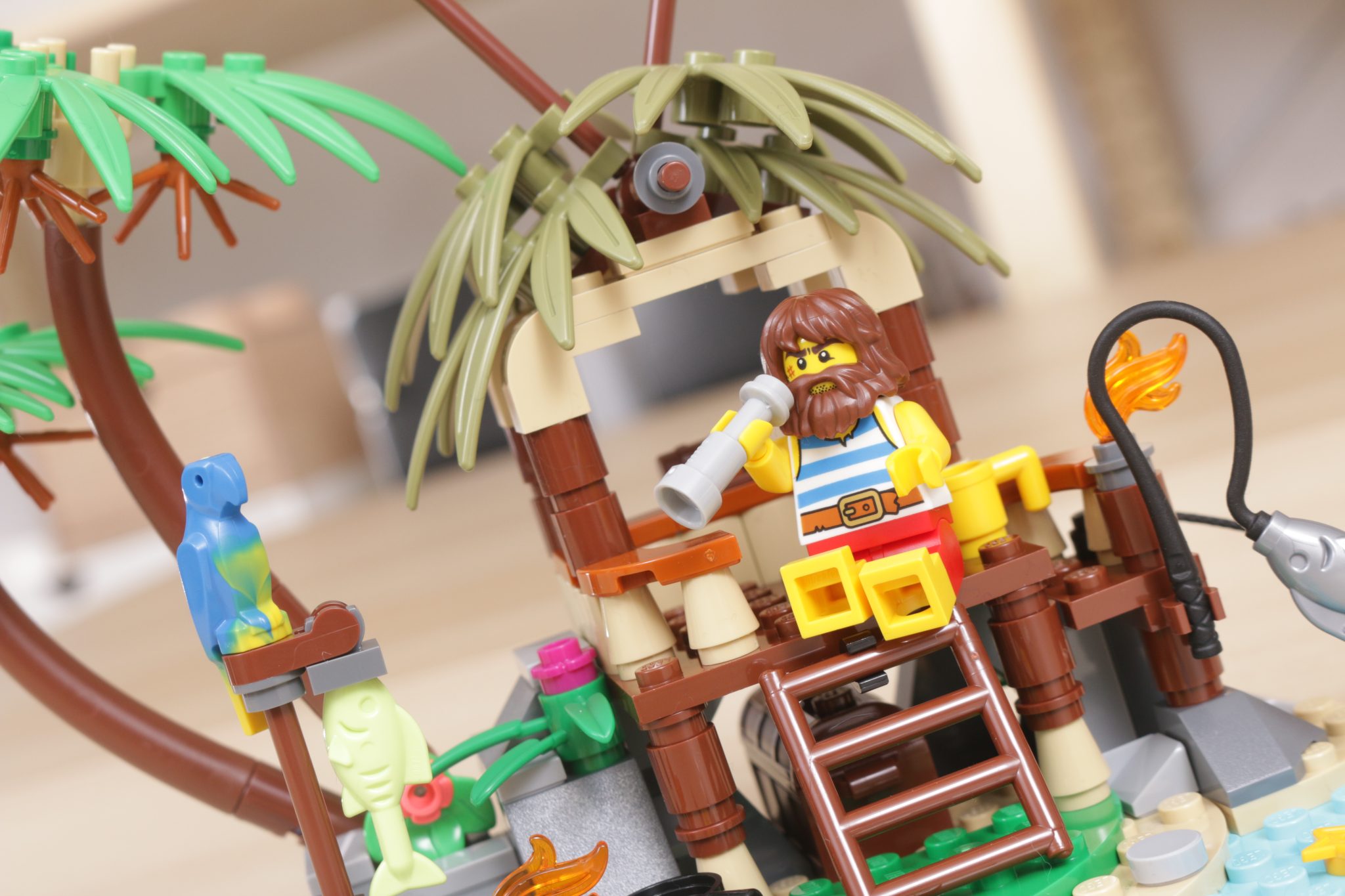 LEGO Ideas 40566 Ray the Castaway gift-with-purchase review
