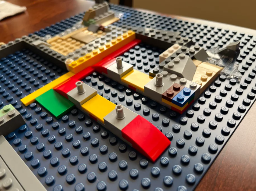 LEGO Ideas 21335 Motorised Lighthouse pairs well with 10294 Titanic