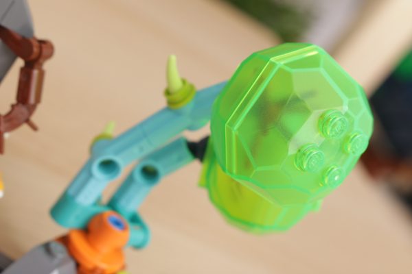 LEGO Avatar 75571 Neytiri & Thanator vs. AMP Suit Quaritch