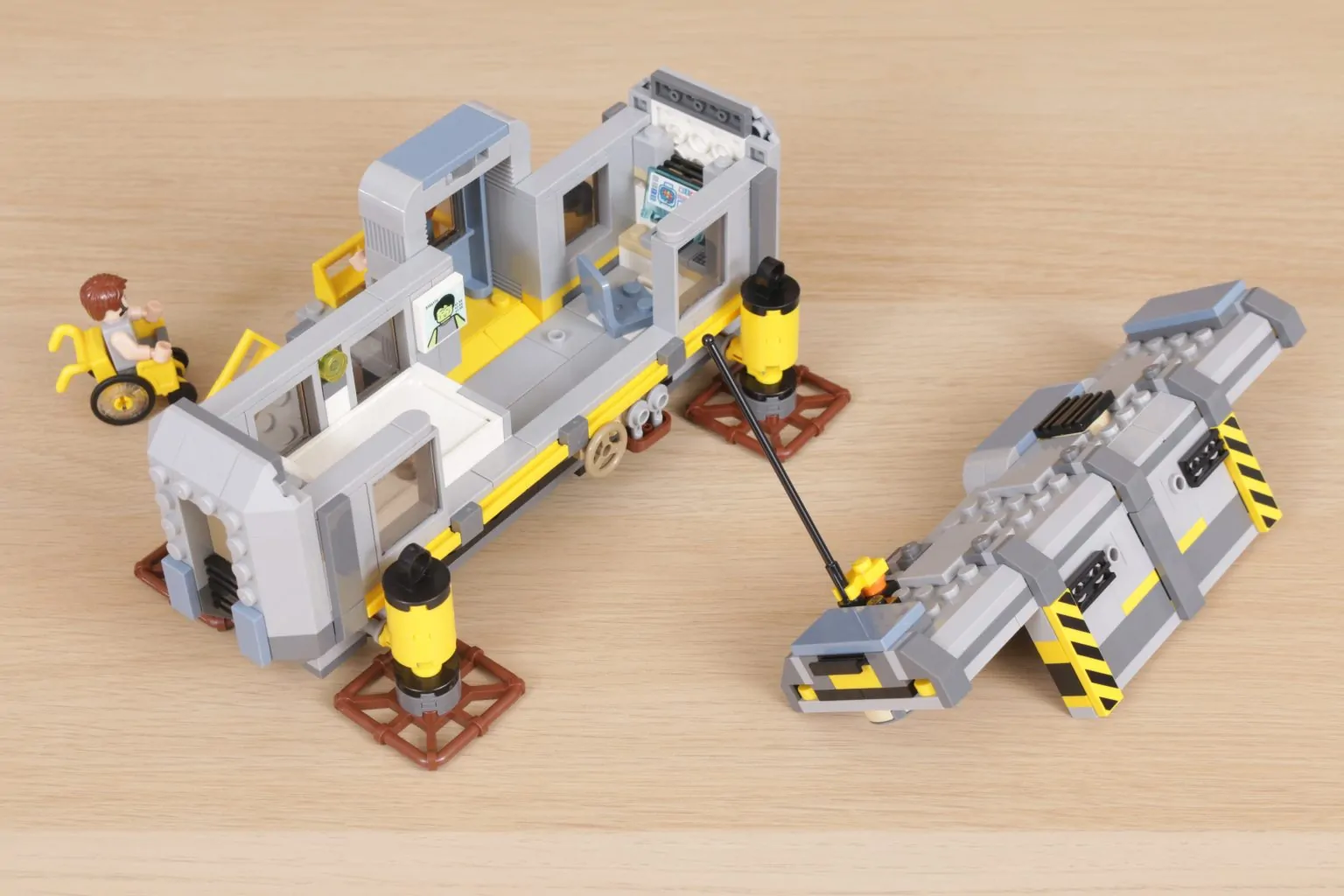 LEGO Avatar 75573 Floating Mountains: Site 26 & RDA Samson