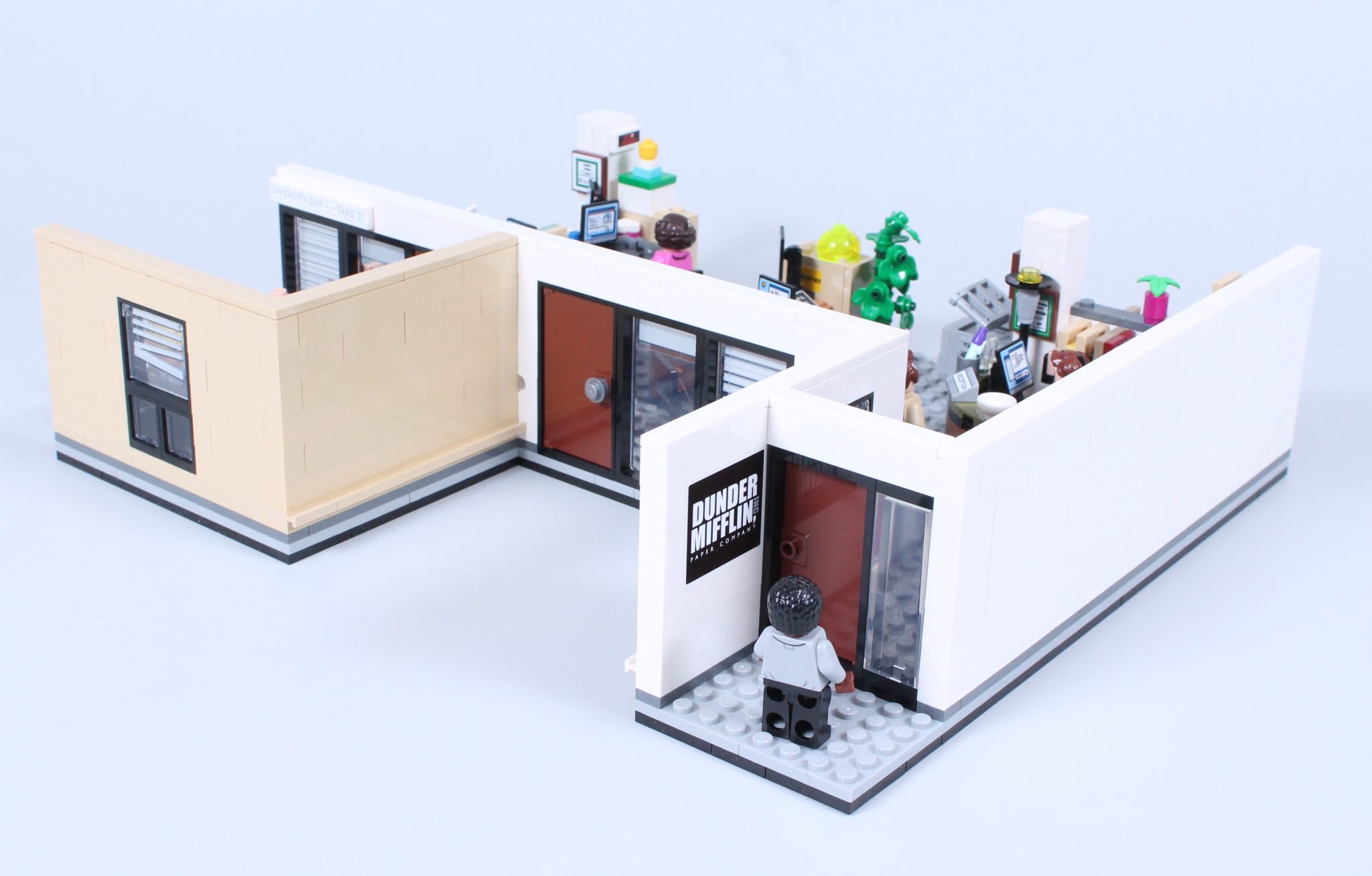 LEGO Ideas 21336 The Office review – dull, but also fun?