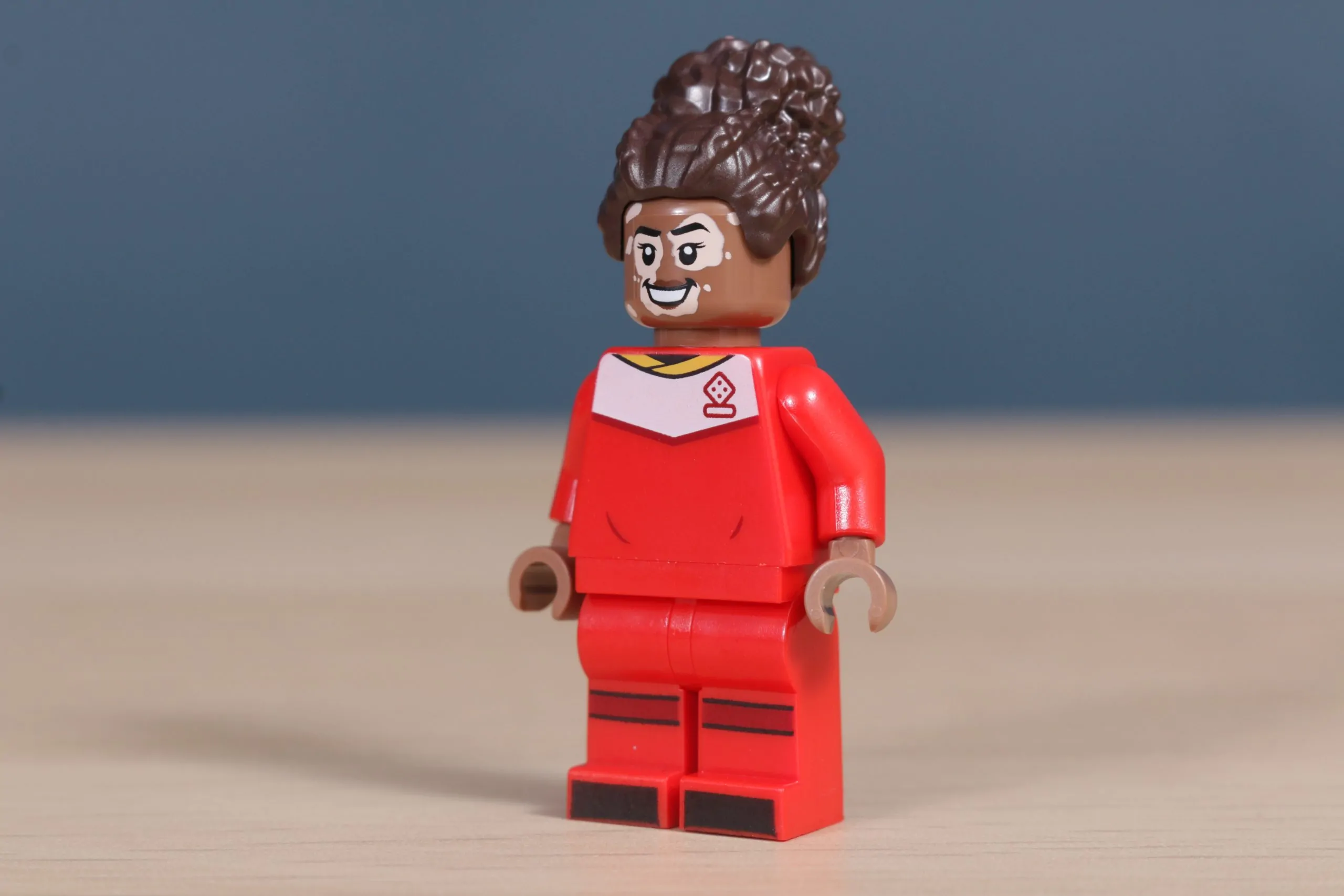 3 ways the LEGO summer sets offer minifigure representation