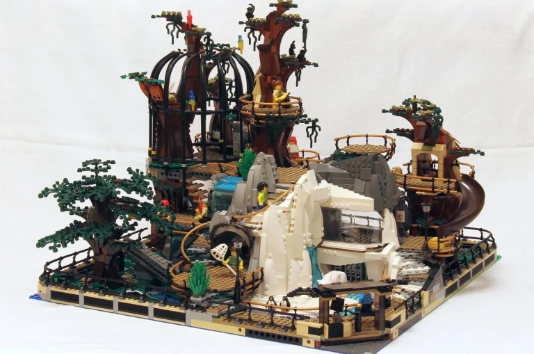 Huge LEGO zoo reaches third 2022 LEGO Ideas review