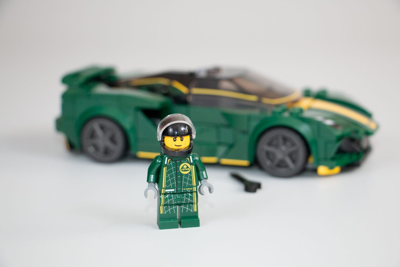 LEGO Speed Champions 76907 Lotus Evija review and gallery