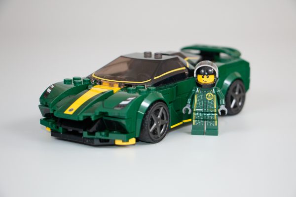LEGO Speed Champions 76907 Lotus Evija review and gallery