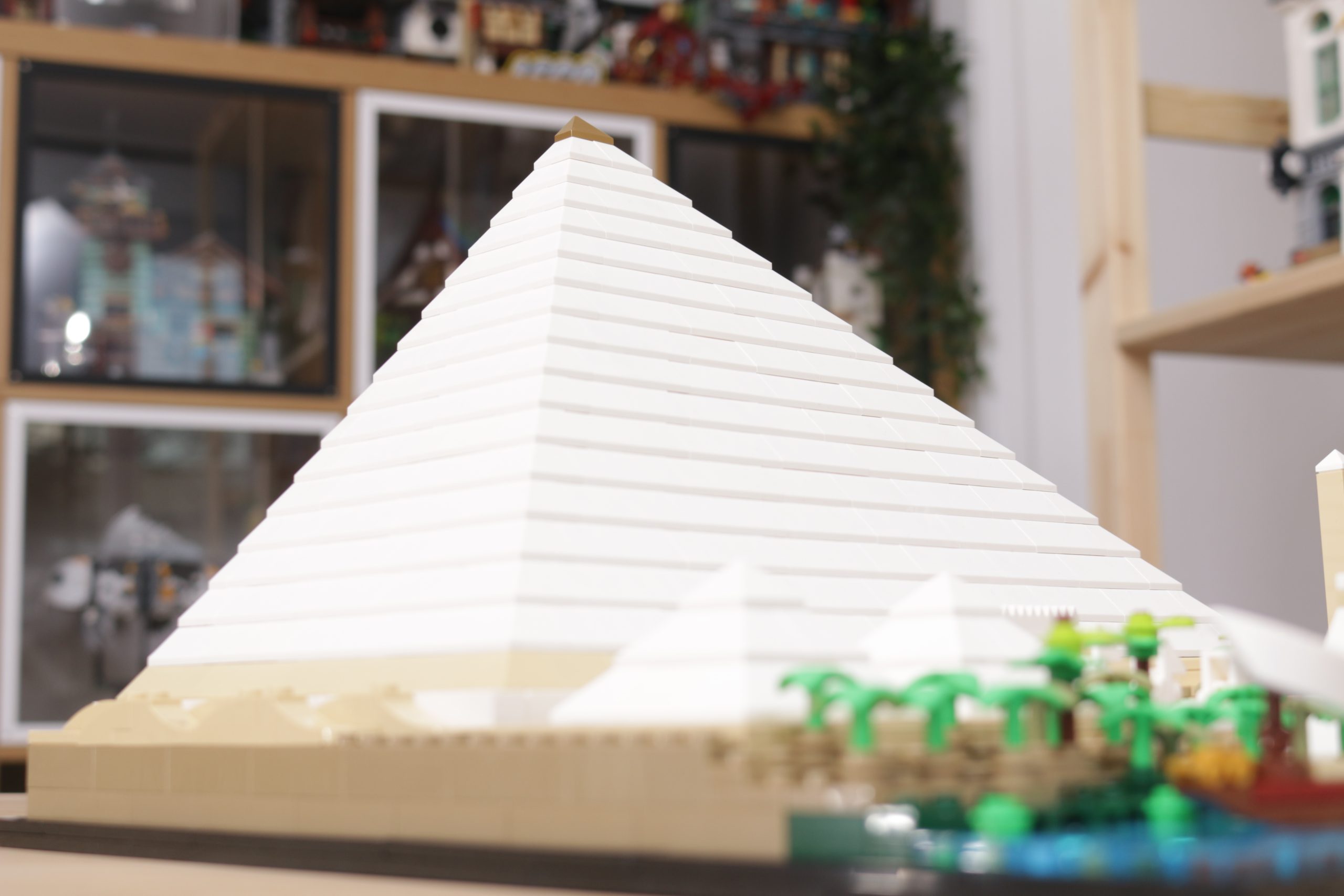 21058 Great Pyramid of Giza – a wonder of the LEGO world