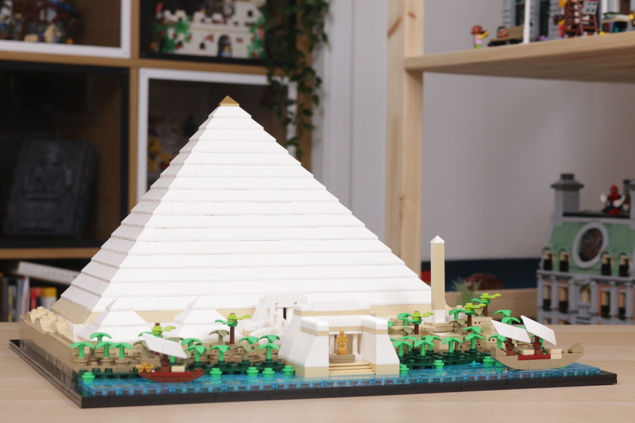 21058 Great Pyramid of Giza – a wonder of the LEGO world