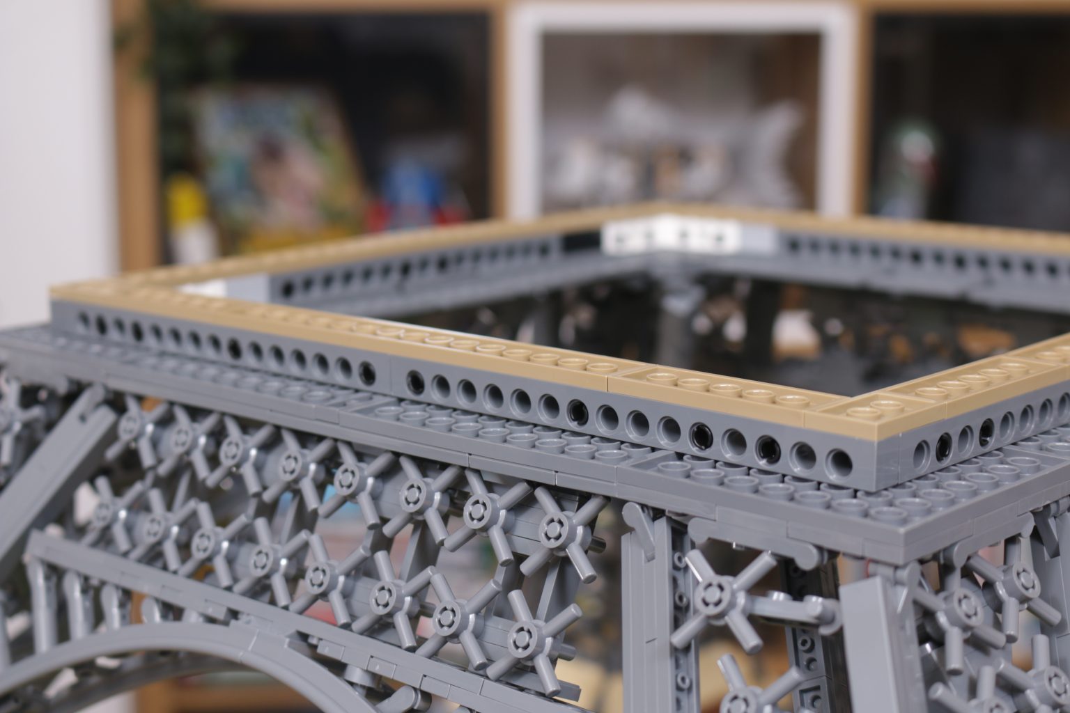 LEGO Icons 10307 Eiffel Tower full review and gallery