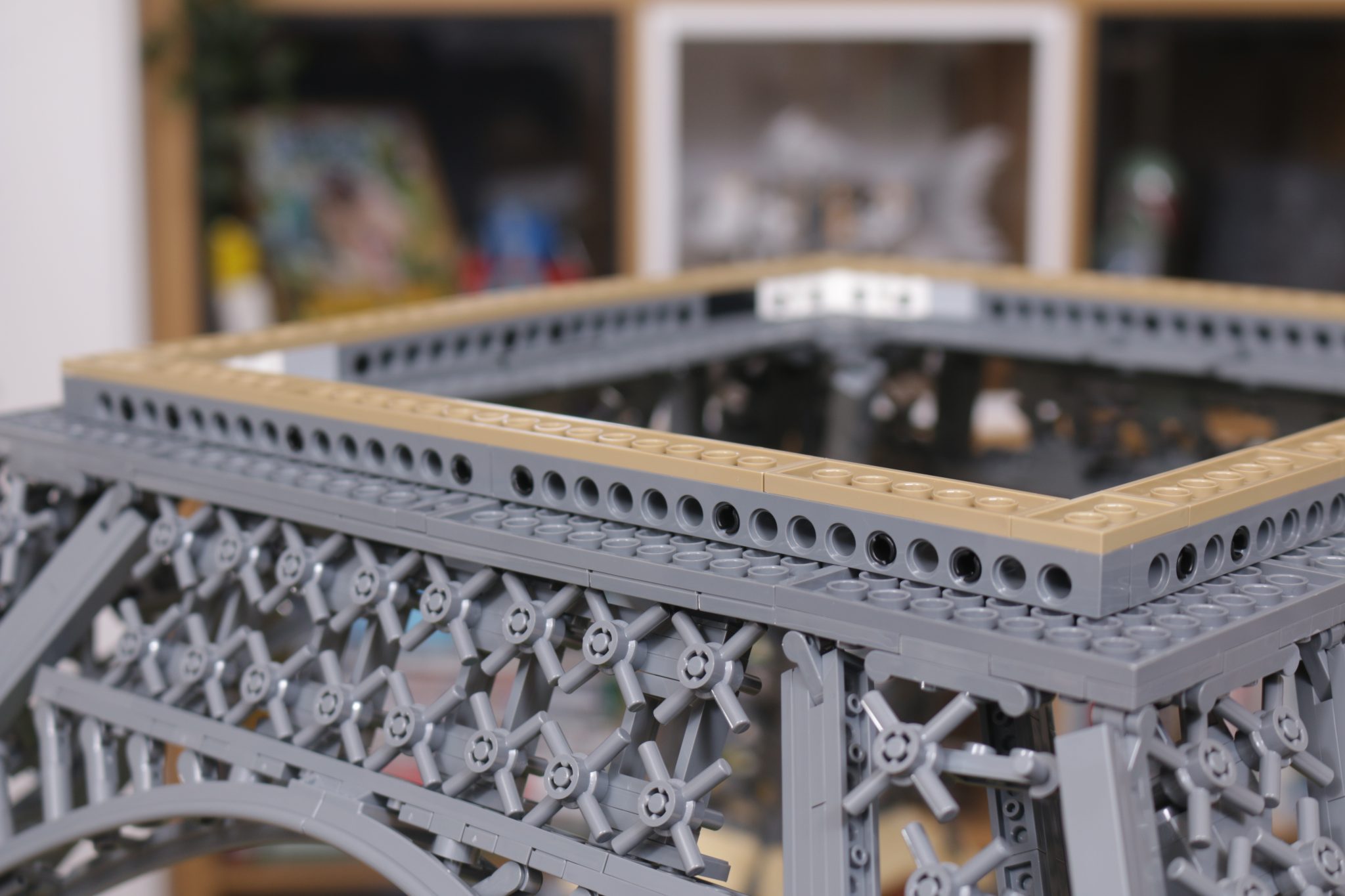 LEGO Icons 10307 Eiffel Tower full review and gallery