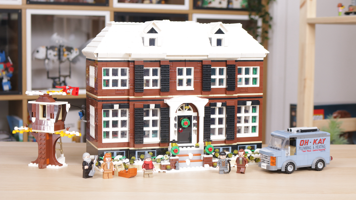 We rebuilt LEGO Ideas 21330 Home Alone and… KEVIN!!! - Brick Fanatics