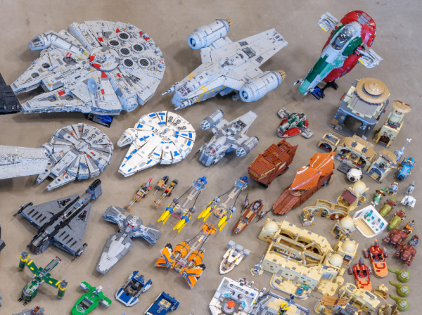 This is what 10 years of LEGO Star Wars sets looks like