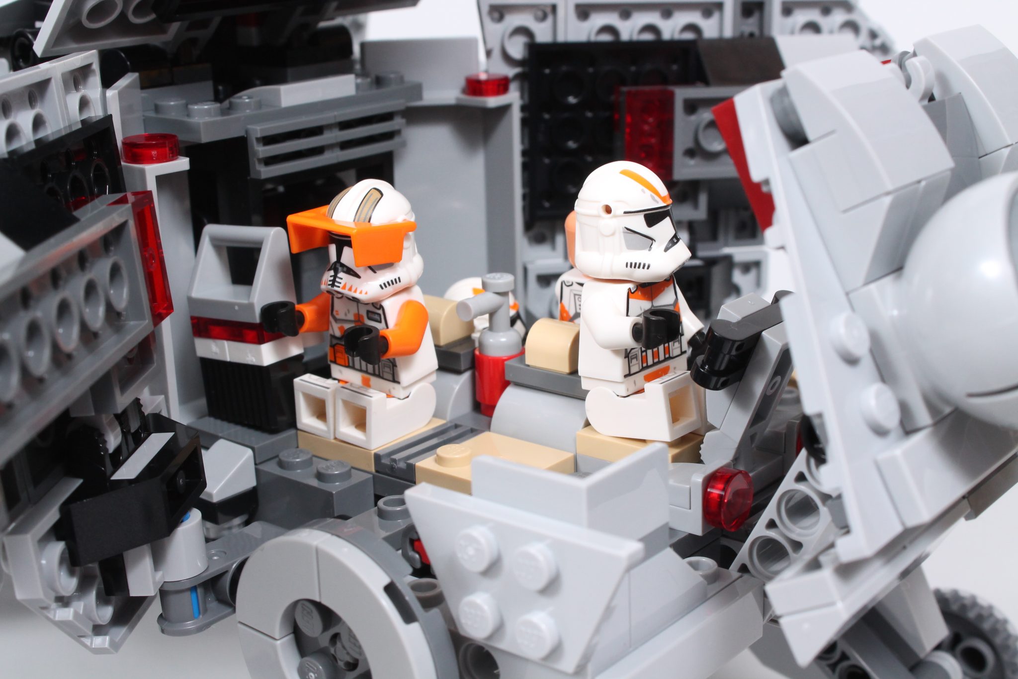 75337 AT-TE Walker is one of the best LEGO Star Wars sets
