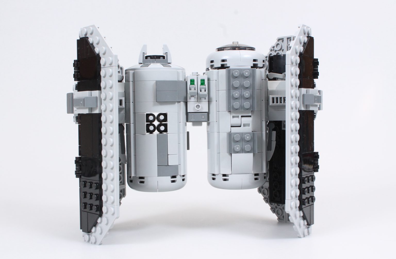 LEGO Star Wars 75347 TIE Bomber 2023 review and gallery