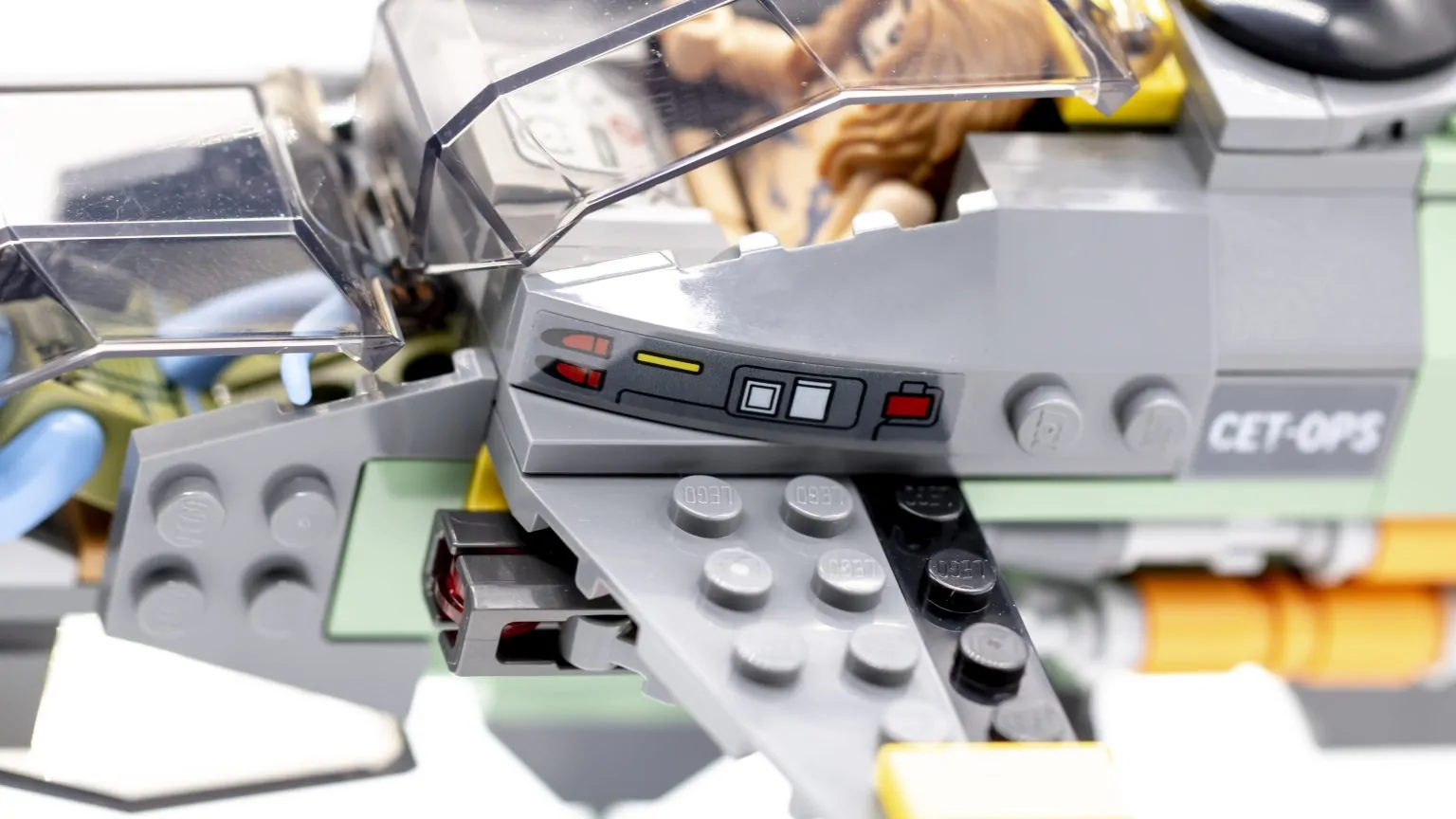 LEGO Avatar: The Way of Water 75577 Mako Submarine review