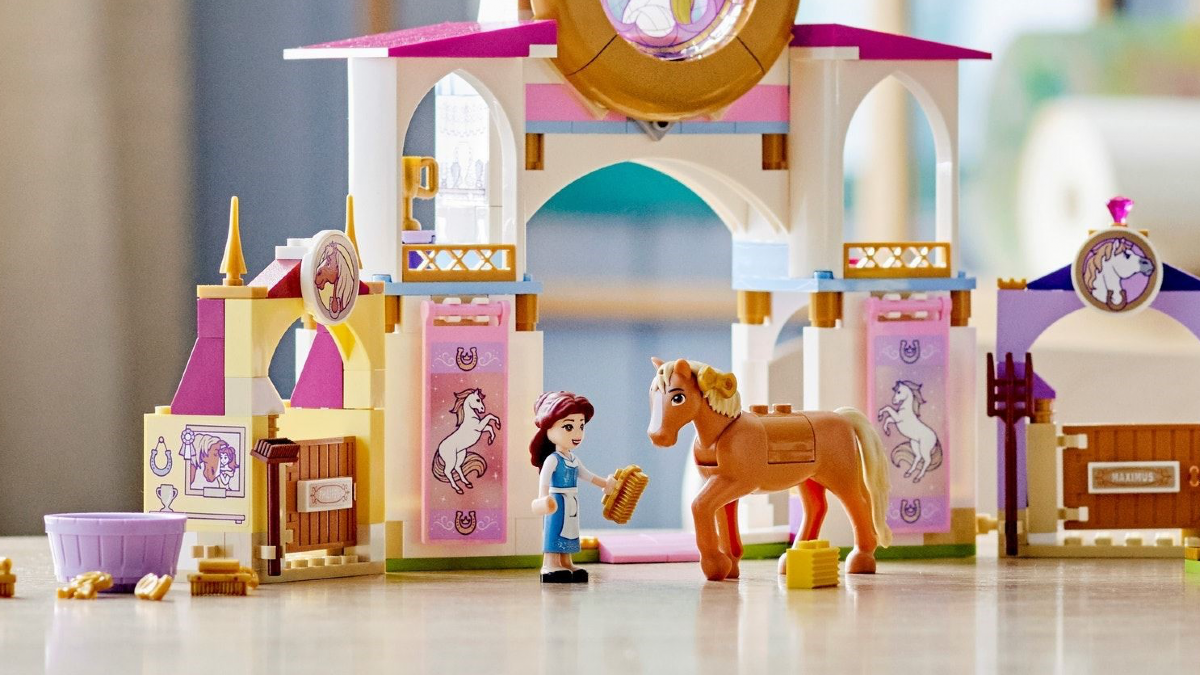 Five retiring LEGO sets to get with 2x VIP points