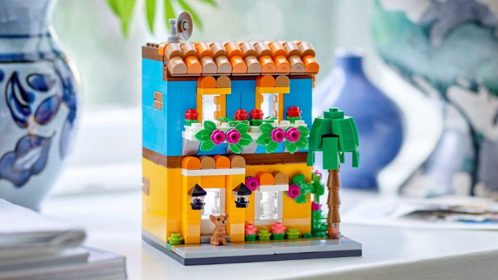 LEGO House of the World 4 complete near year-long collection