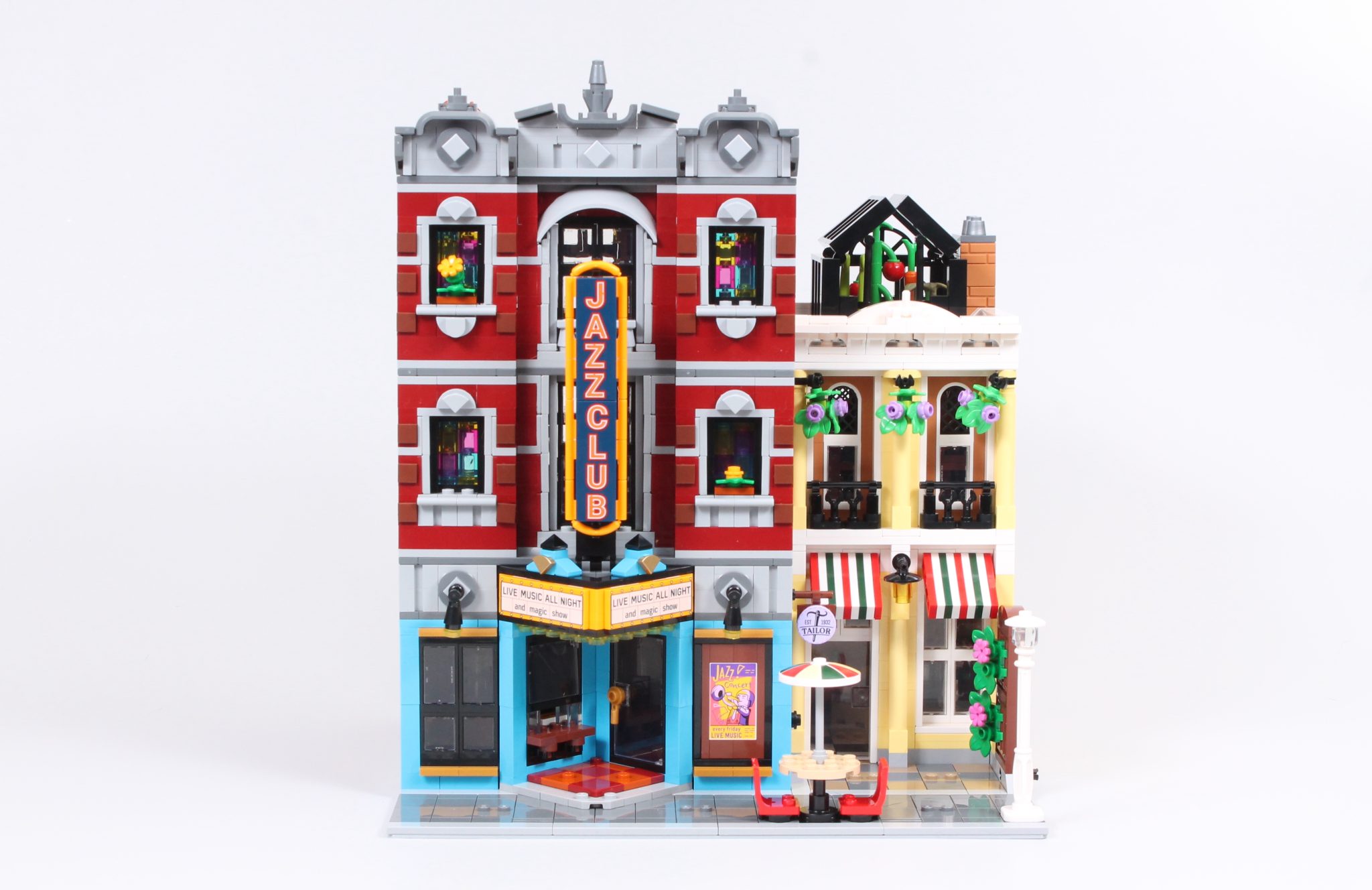 LEGO Icons 10312 Jazz Club modular building 2023 review