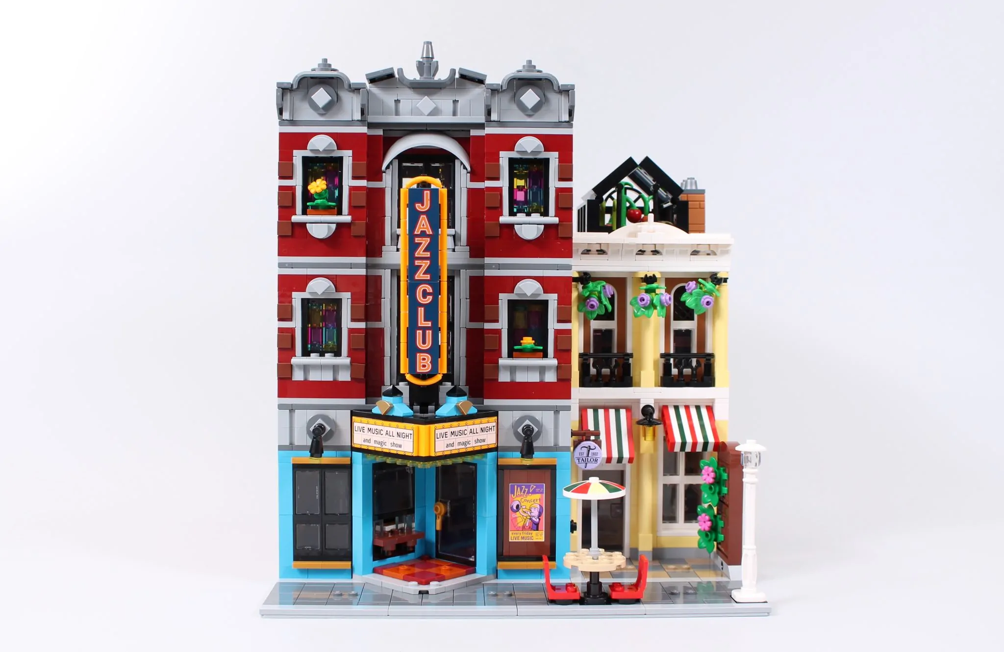LEGO Icons 10312 Jazz Club modular building 2023 review