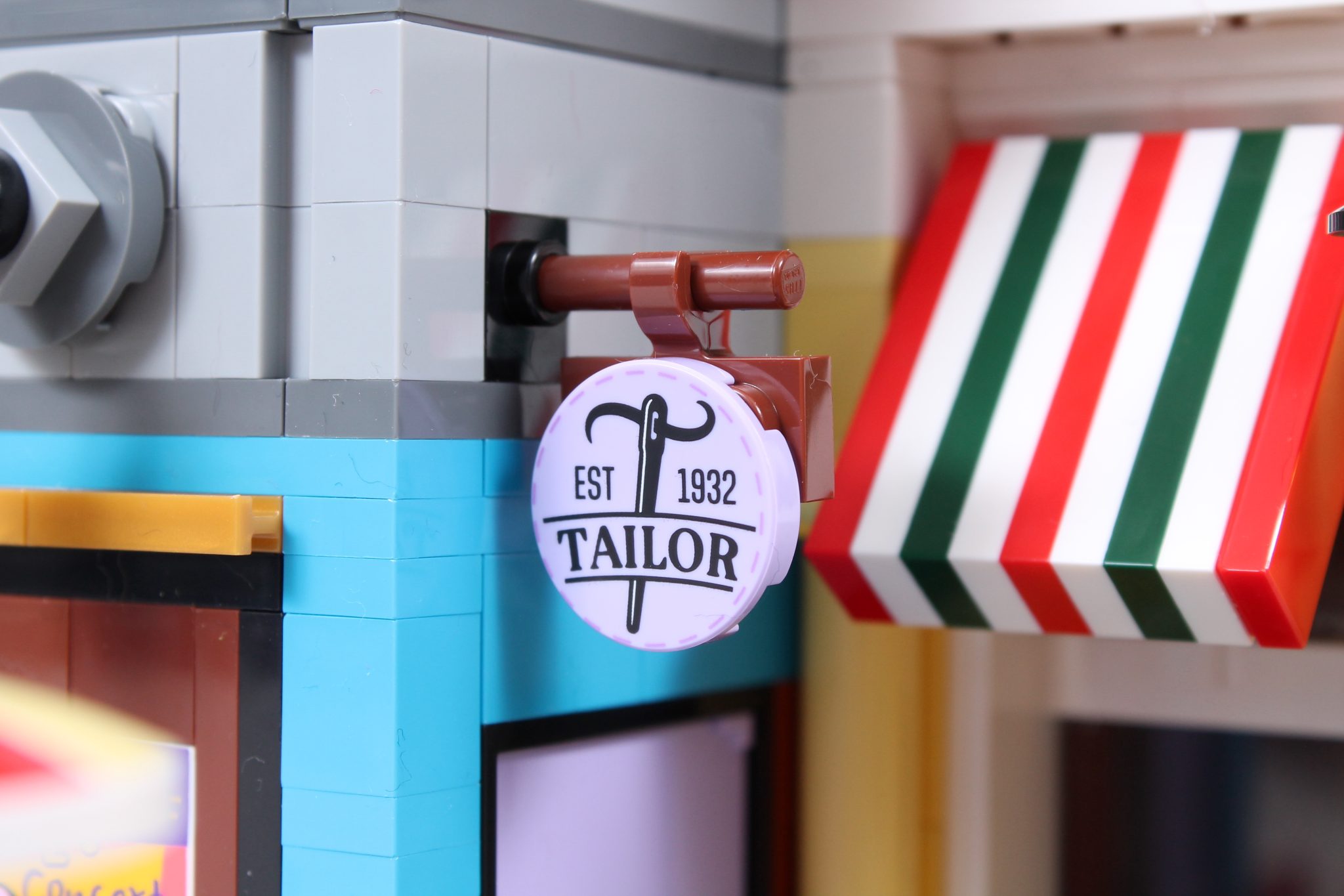 LEGO Icons 10312 Jazz Club modular building 2023 review