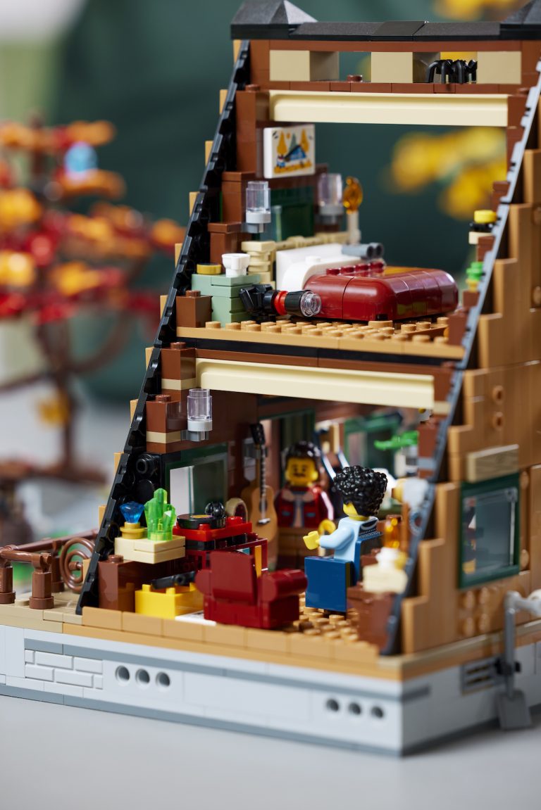 LEGO Ideas 21338 A-Frame Cabin image tour and gallery