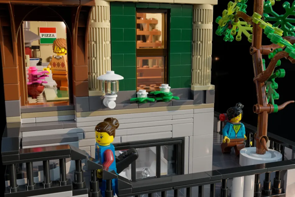 Modular London Underground rolls into LEGO Ideas review