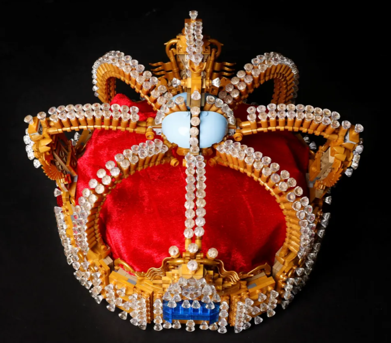 Shining Crown recreation joins LEGO Ideas third 2022 review