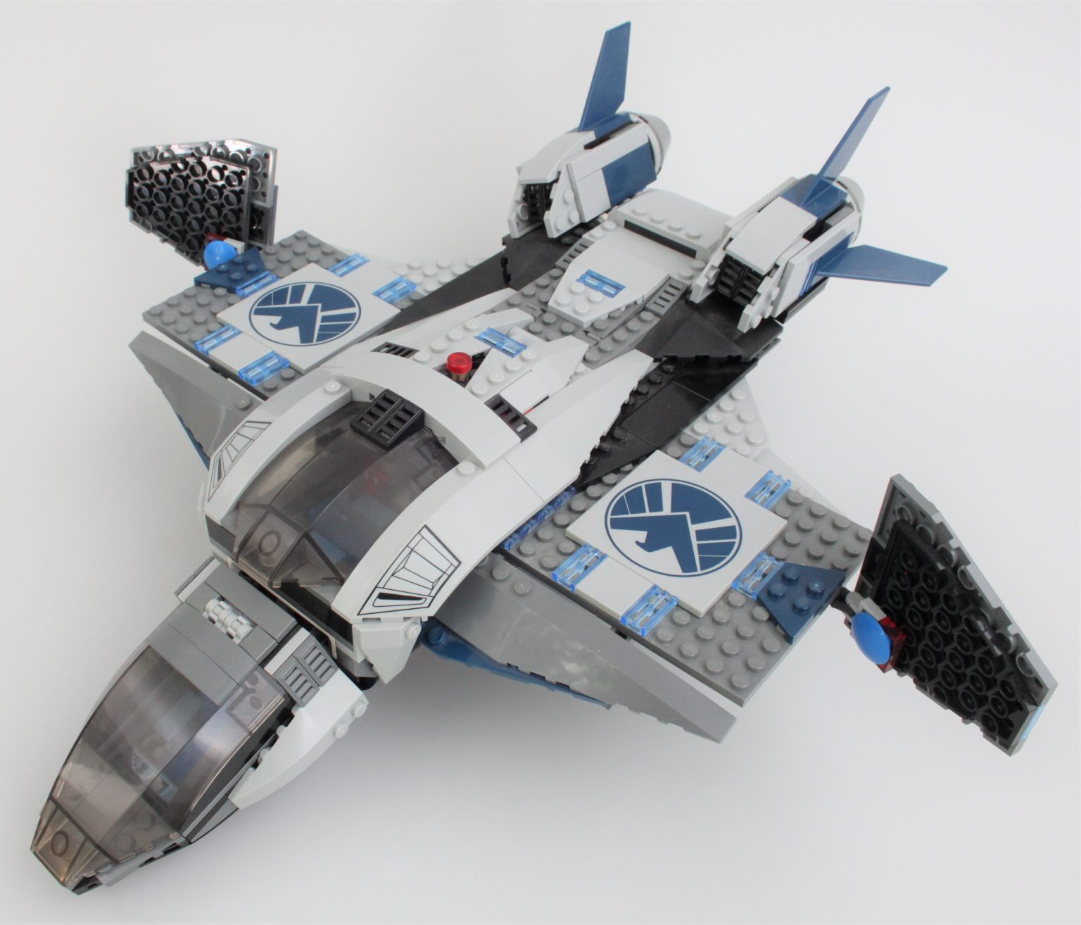 Comparing 10 years of LEGO Marvel Avengers Quinjet sets