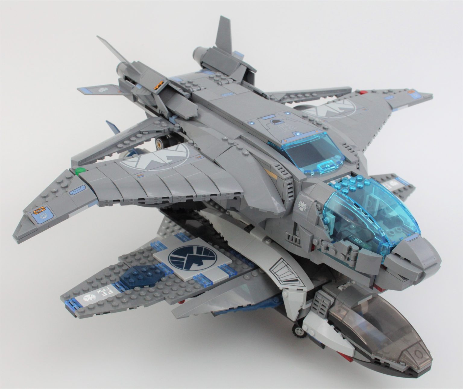 Comparing 10 years of LEGO Marvel Avengers Quinjet sets