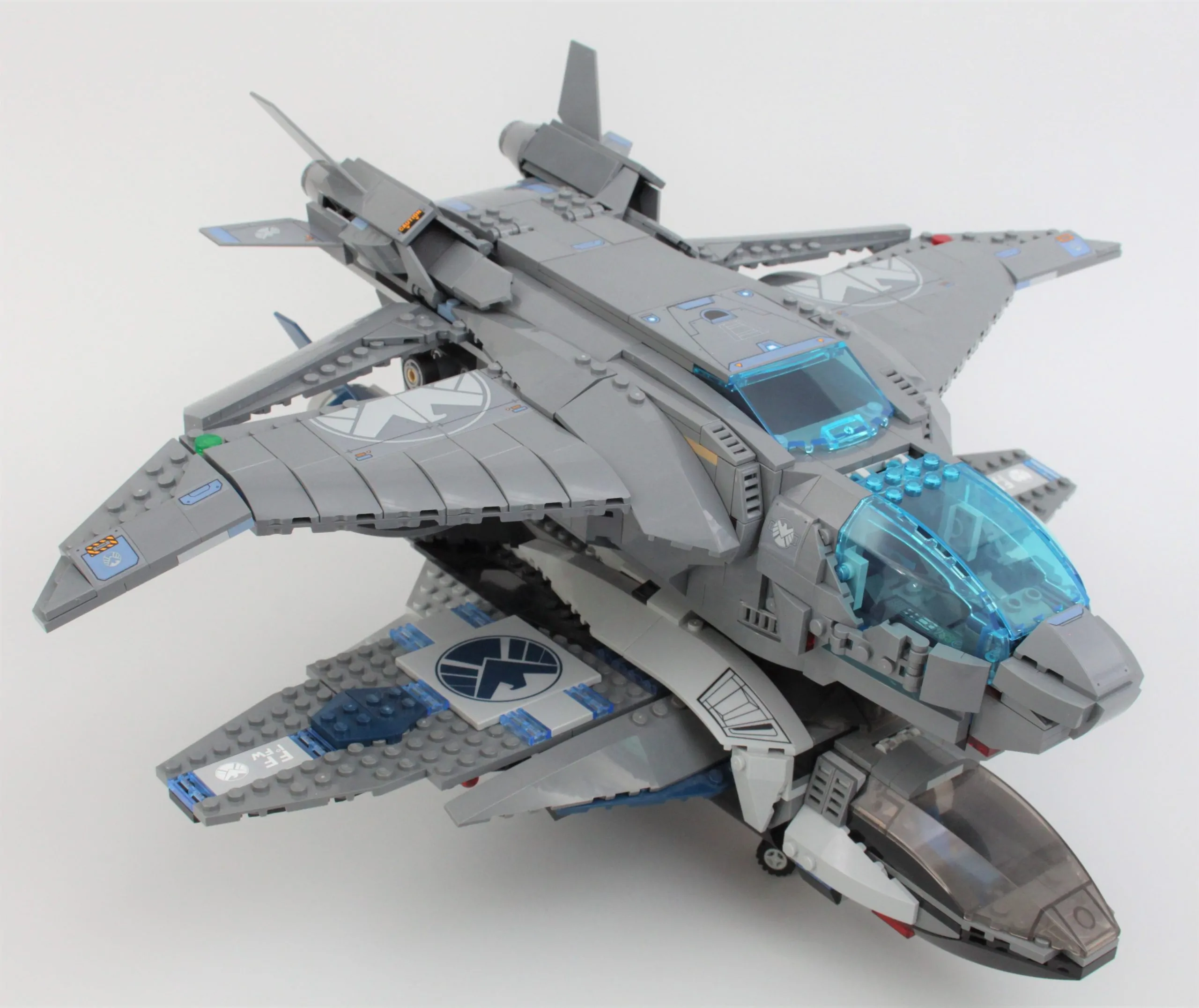 Lego Avengers Quinjet Aerial Battle
