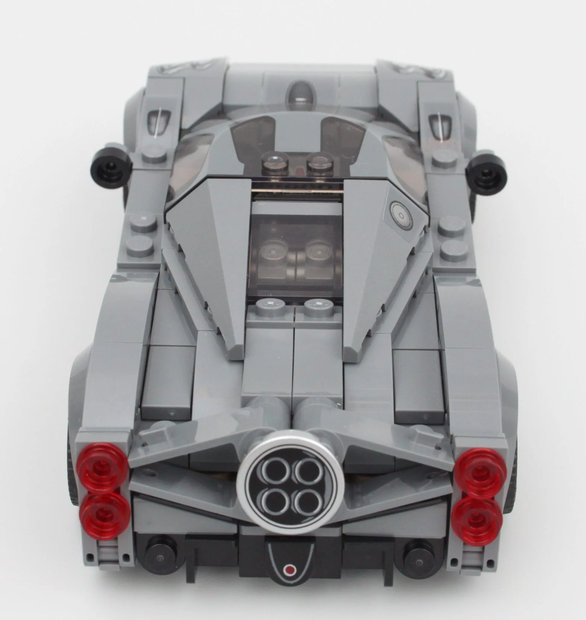 LEGO Speed Champions 76915 Pagani Utopia review