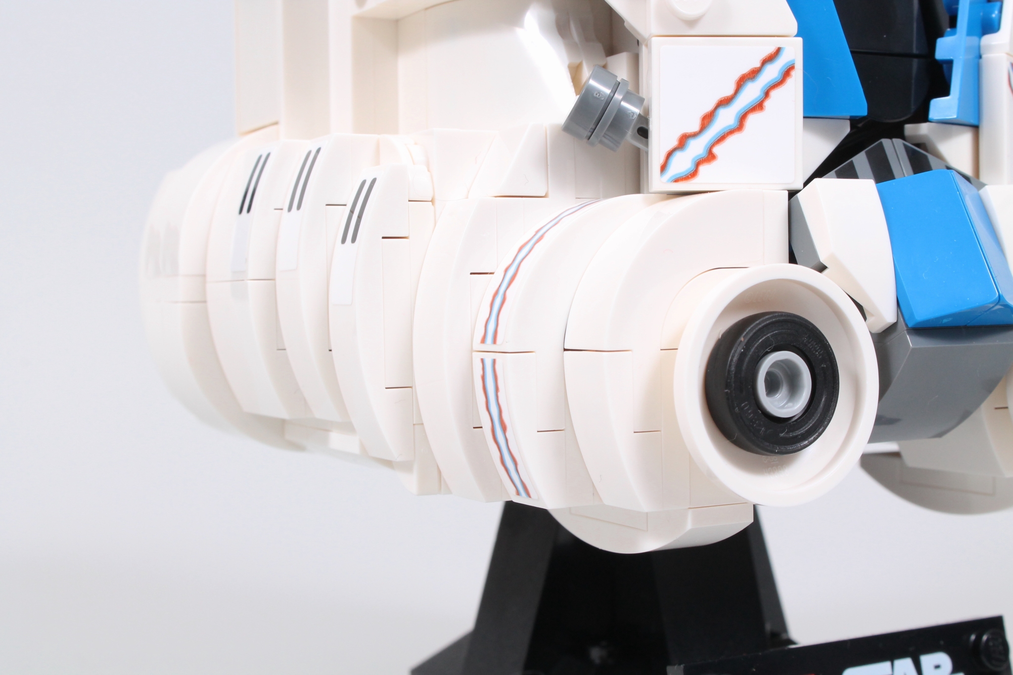 LEGO Star Wars 75349 Captain Rex Helmet review and gallery