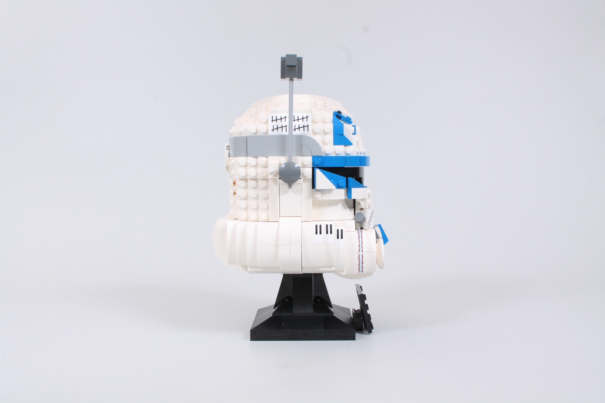 LEGO Star Wars 75349 Captain Rex Helmet review and gallery