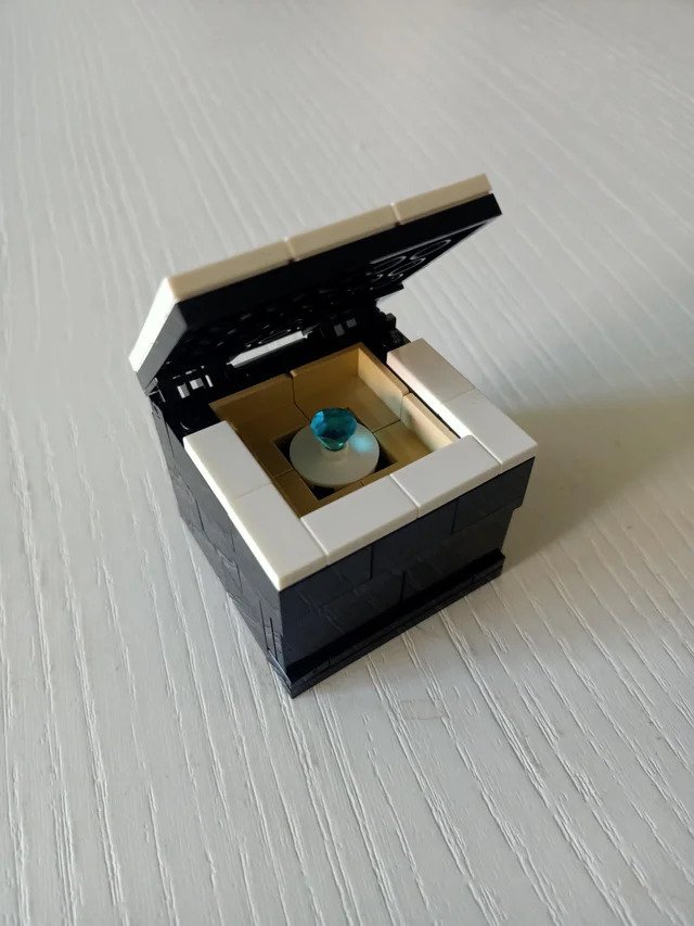 LEGO fan builds their very own happy ever after to propose