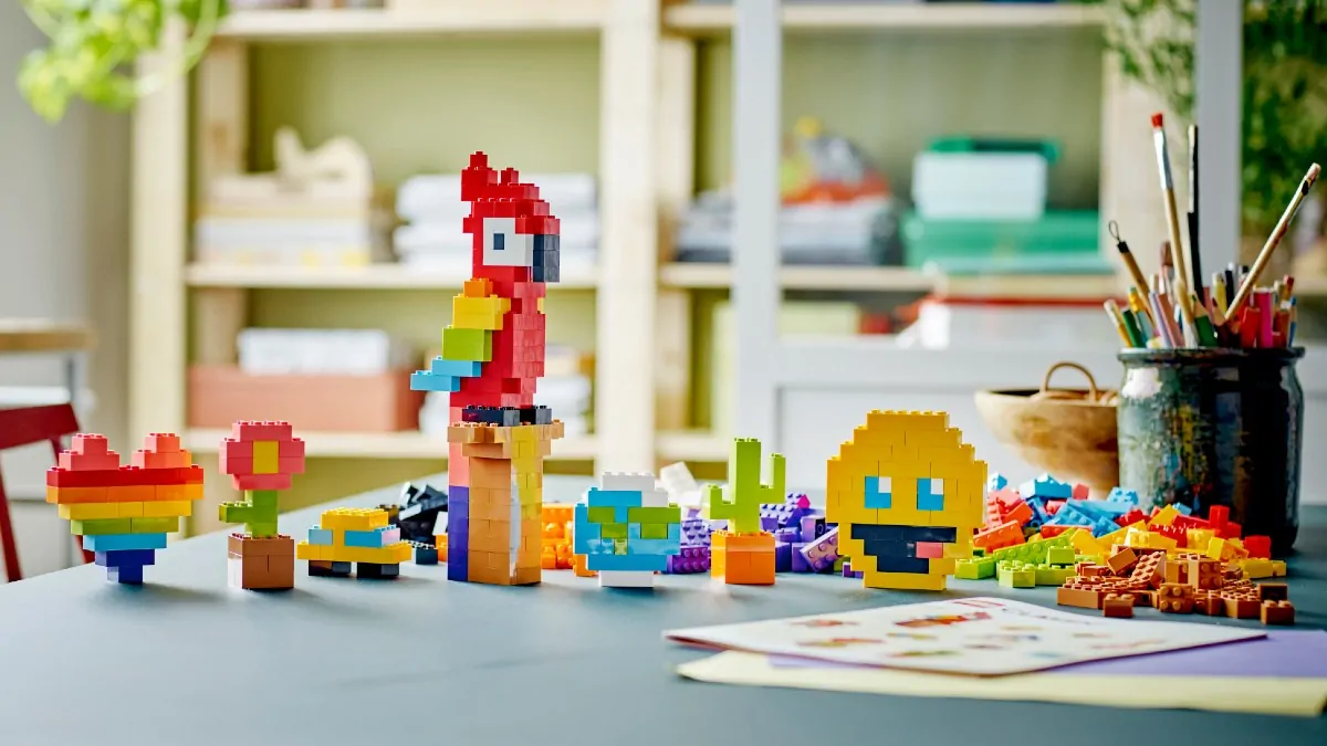 Four more LEGO Classic 2023 sets officially revealed