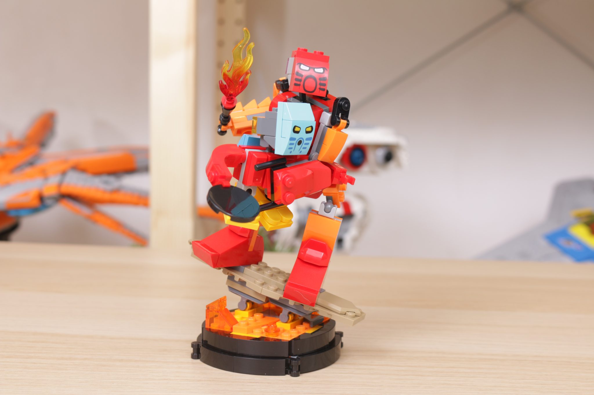 LEGO 40581 BIONICLE Tahu and Takua gift-with-purchase review