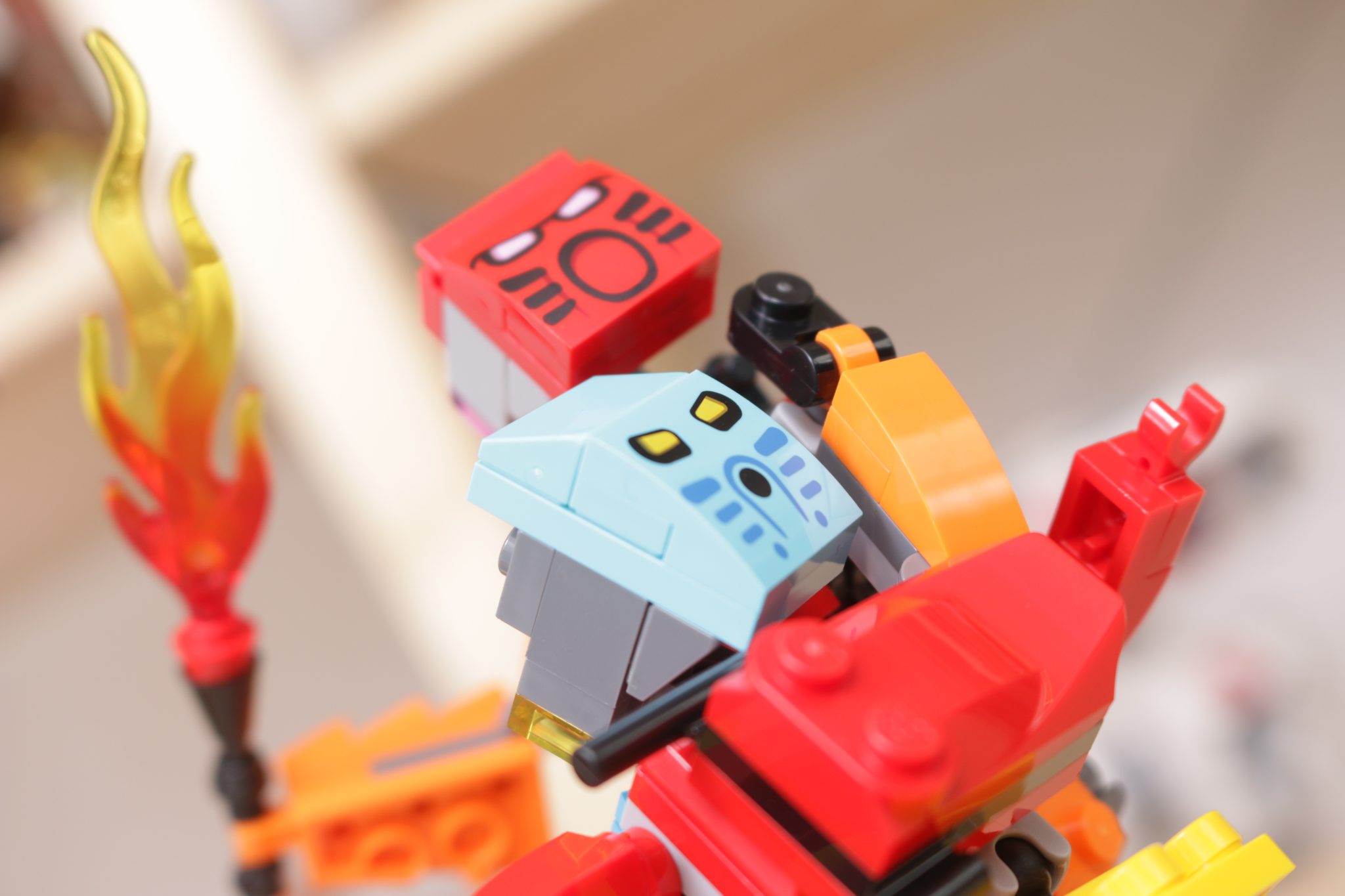 LEGO 40581 BIONICLE Tahu and Takua gift-with-purchase review