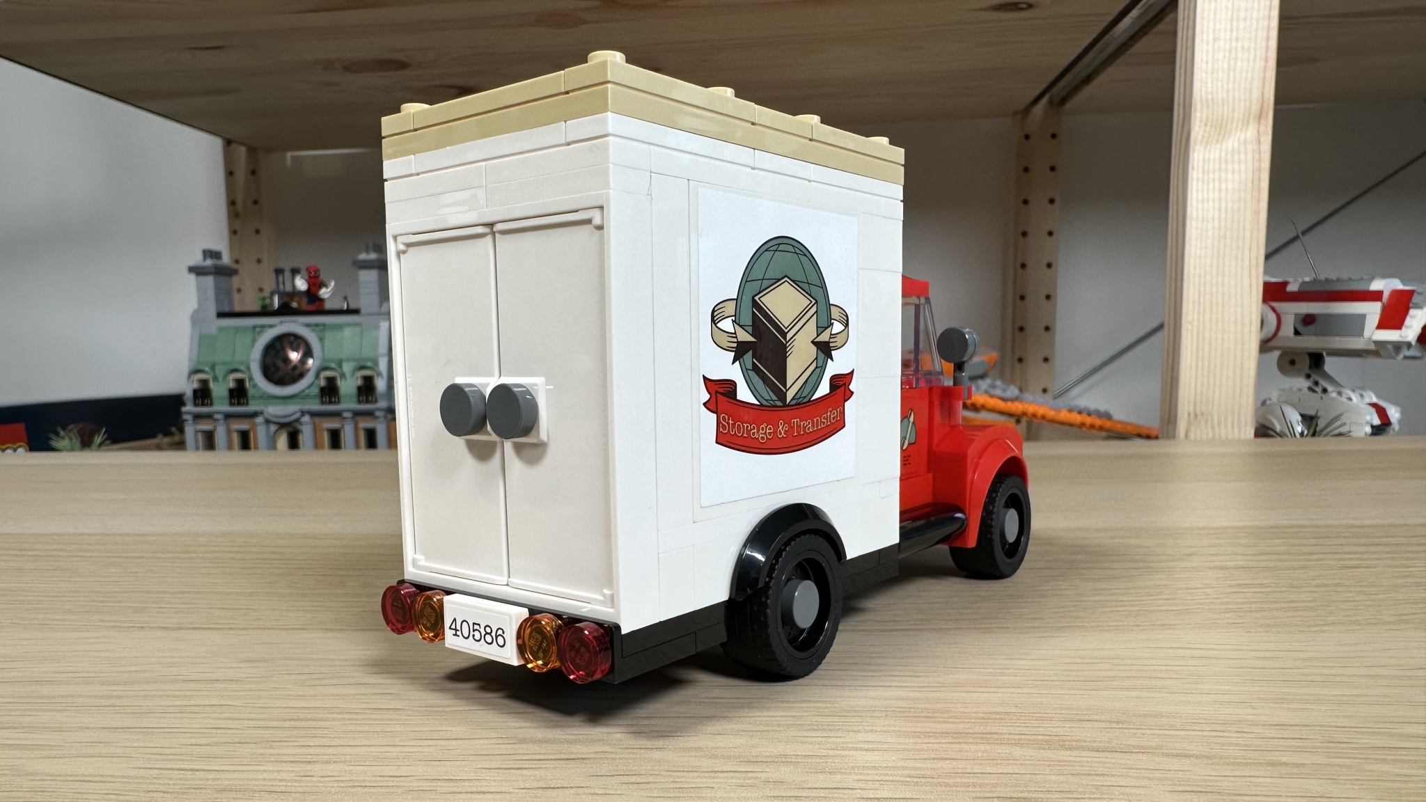 LEGO Icons 40586 Moving Truck gift-with-purchase review
