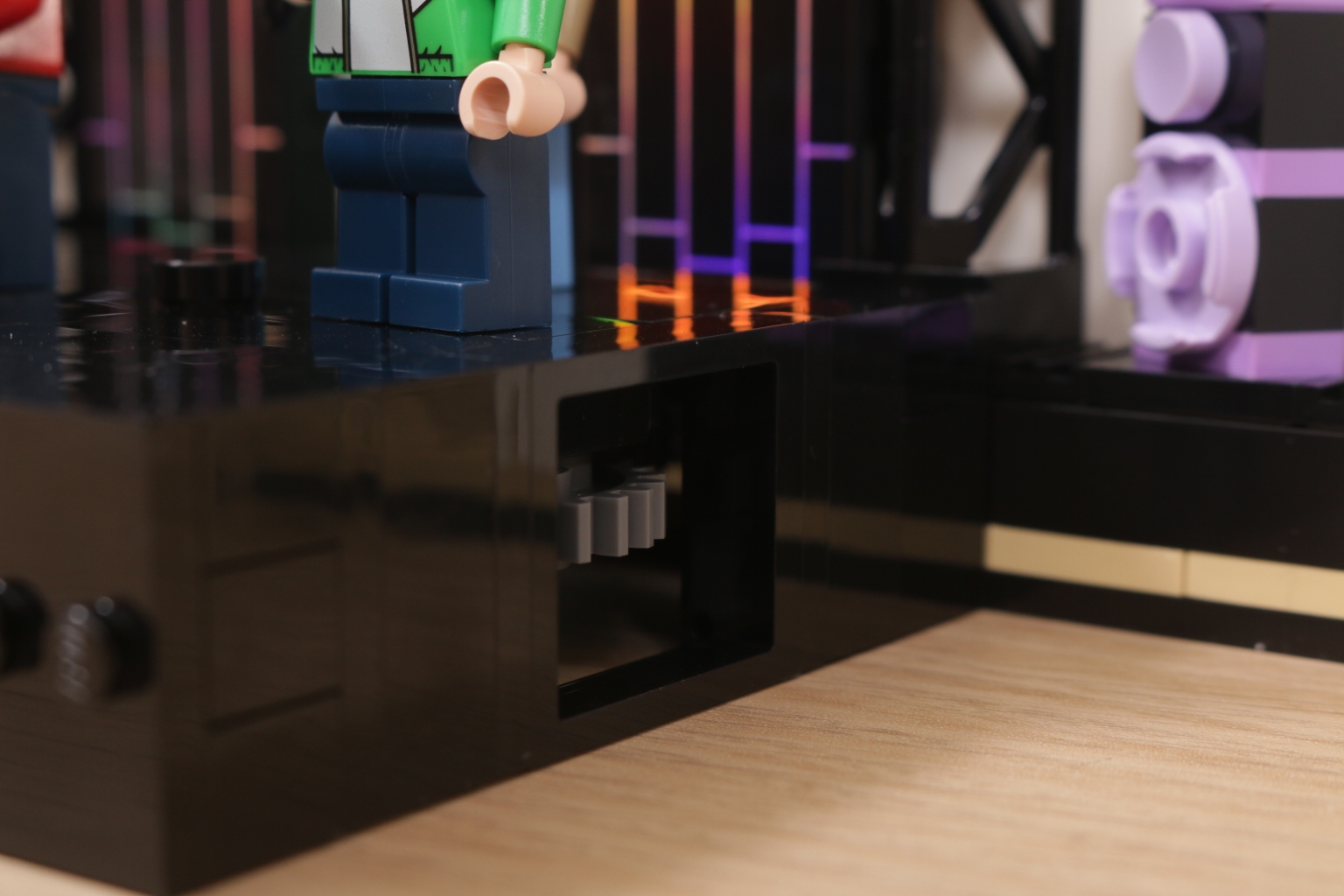 LEGO Ideas 21339 BTS Dynamite review and gallery