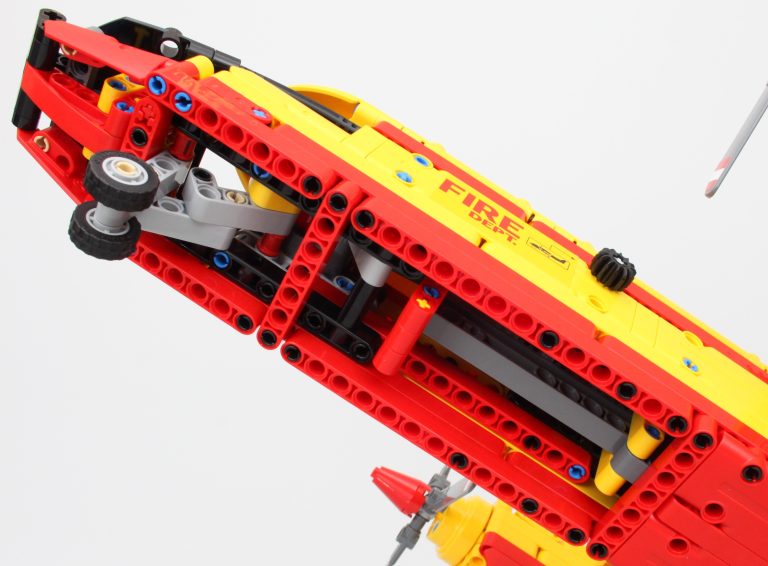 LEGO Technic 42152 Firefighter Aircraft review and gallery
