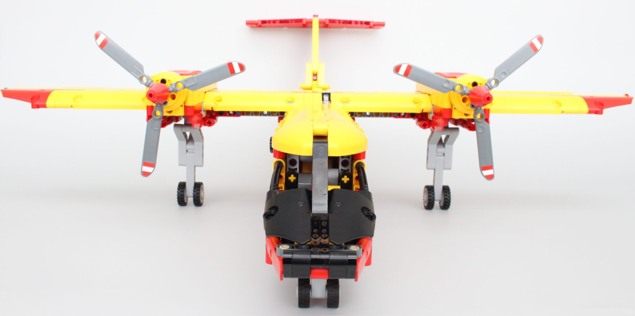 LEGO Technic 42152 Firefighter Aircraft review and gallery