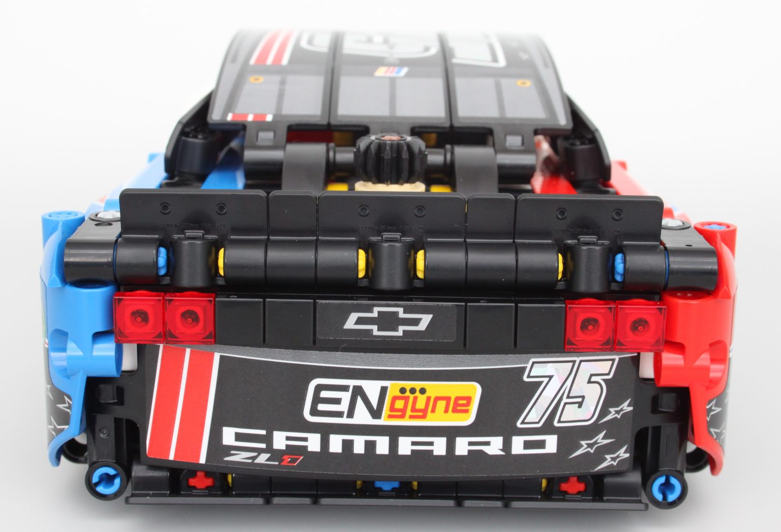 LEGO 42153 NASCAR Next Gen Chevrolet Camaro ZL1 review