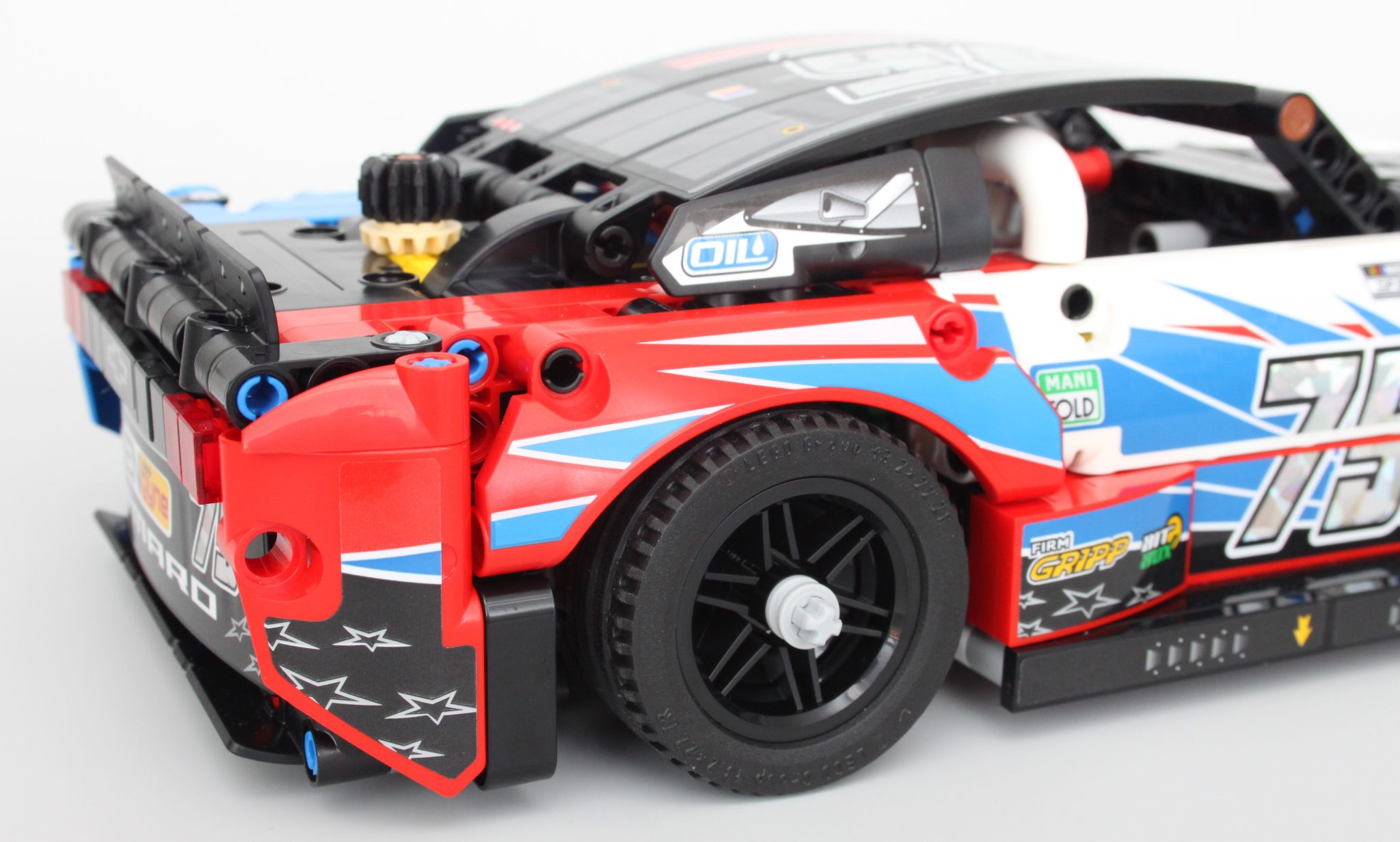 LEGO 42153 NASCAR Next Gen Chevrolet Camaro ZL1 review