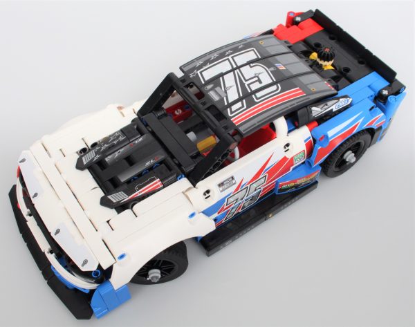 LEGO 42153 NASCAR Next Gen Chevrolet Camaro ZL1 review