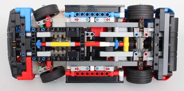 LEGO 42153 NASCAR Next Gen Chevrolet Camaro ZL1 review