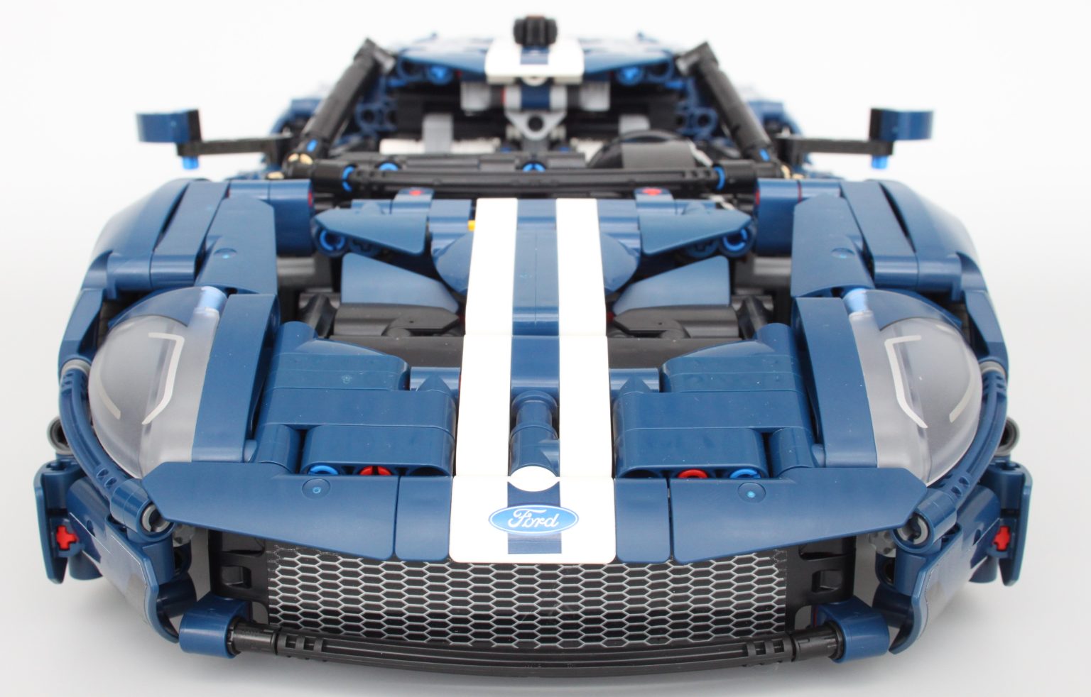 LEGO 42154 2022 Ford GT’s colour almost wasn’t feasible