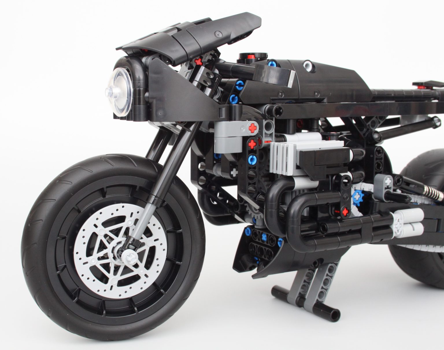 LEGO Technic 42155 Batman – The Batcycle review and gallery