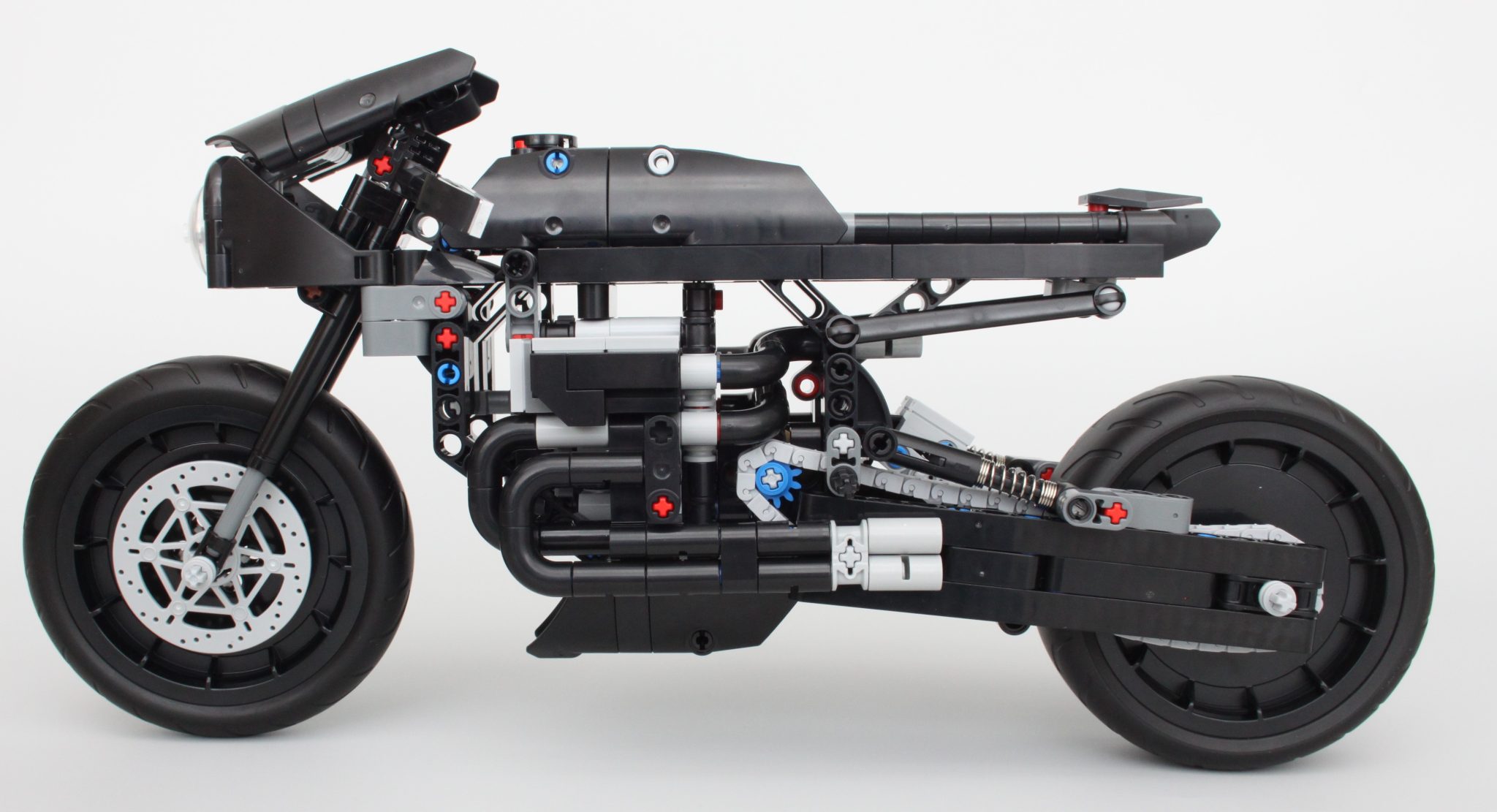 LEGO Technic 42155 Batman – The Batcycle review and gallery